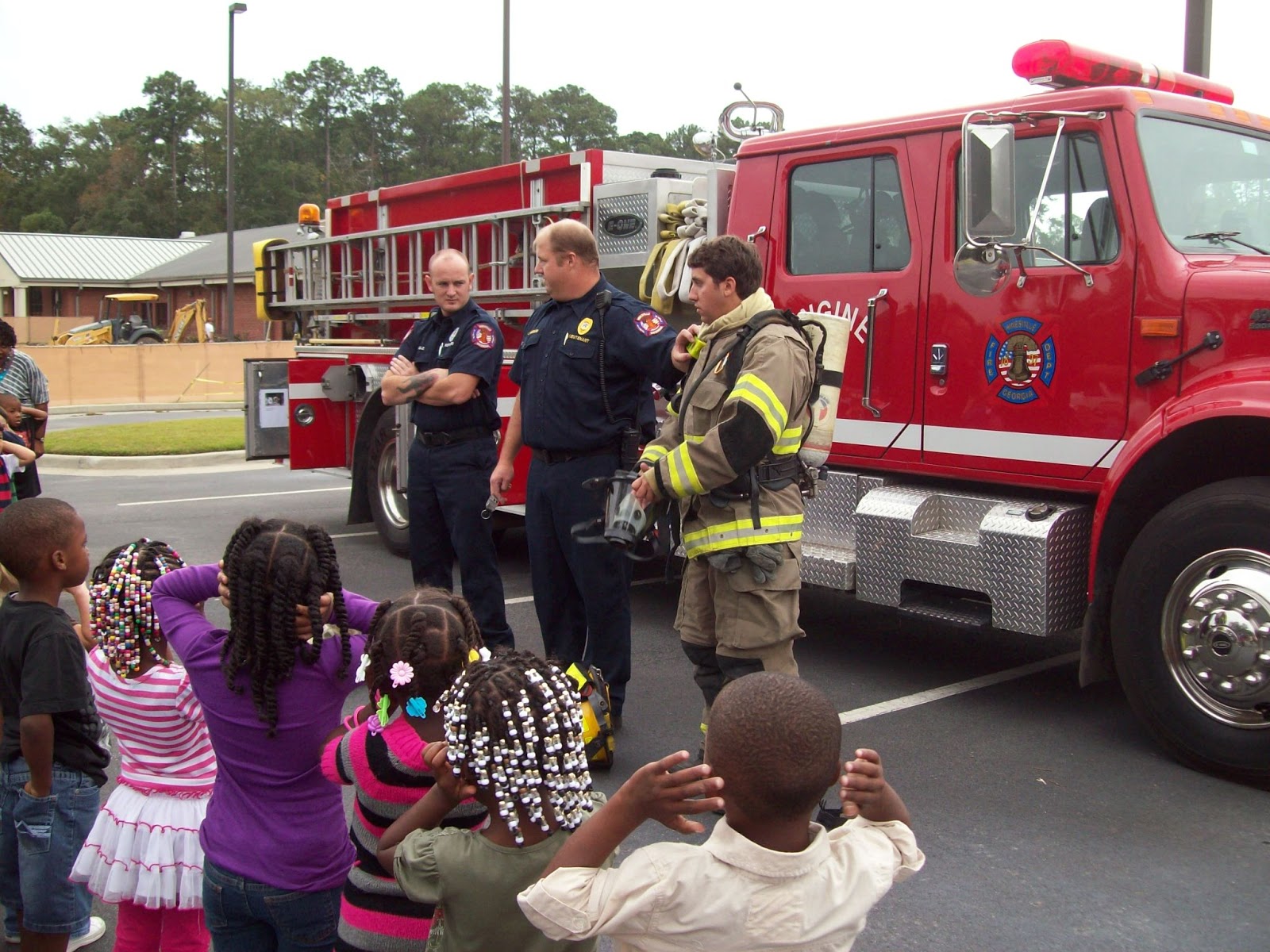Ms. Richardson & Ms. McCallum's Pre-K: Community Helpers!