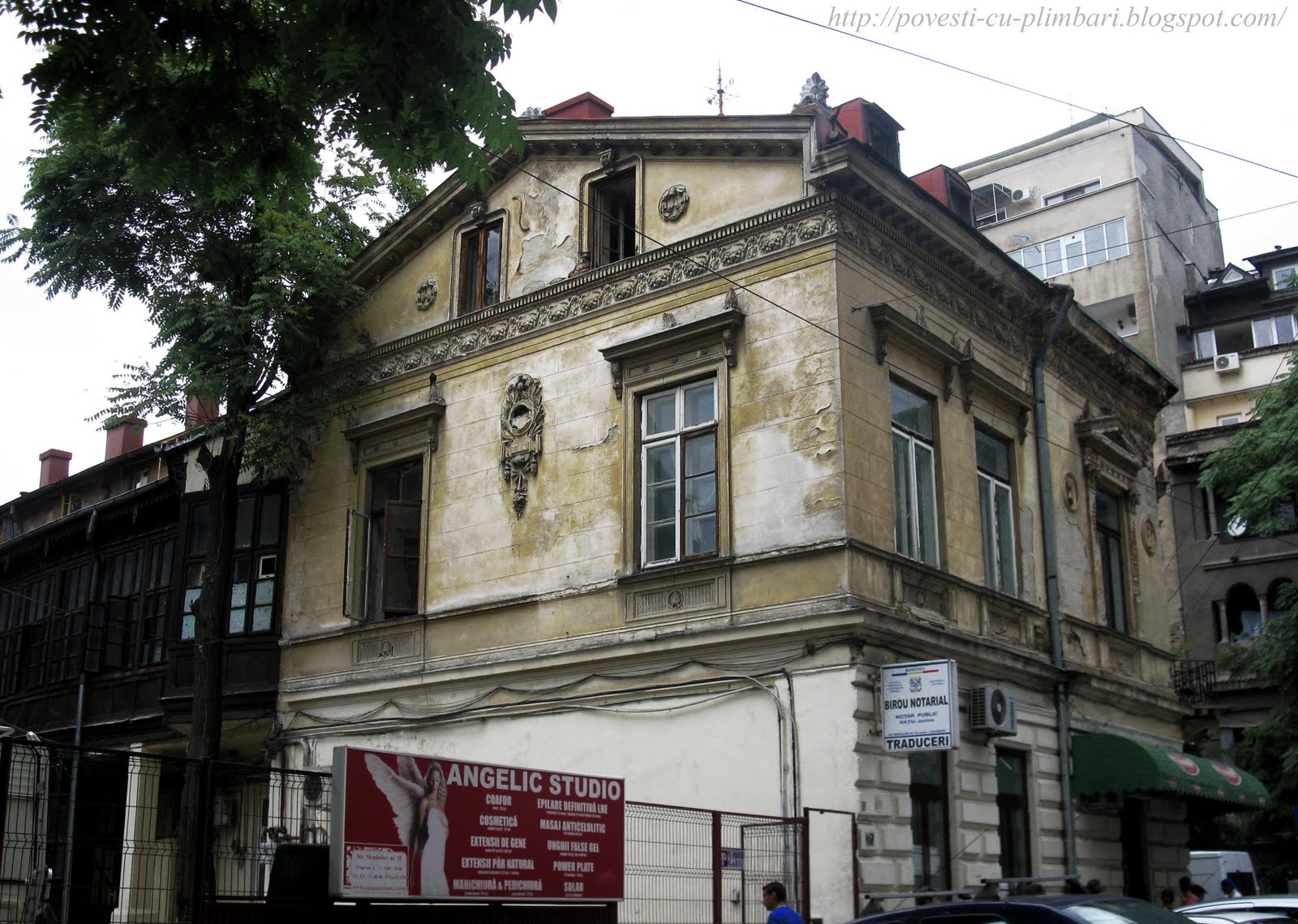 Mendeleev colt cu Biserica Amzei - Bucurestii Vechi si Noi