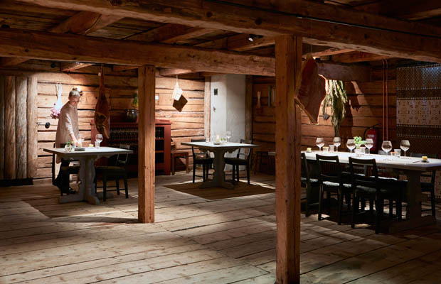 Macaroni: Magnus Nilsson: Puffins Stuffed with Cake