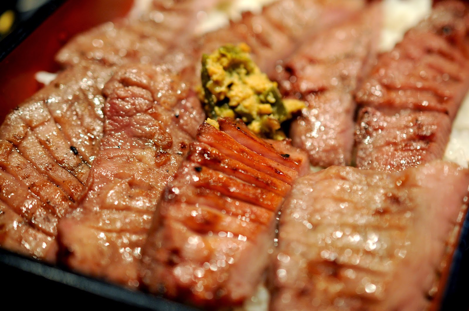 Shinkansen: Gyutan - לשון בקר מסנדאי