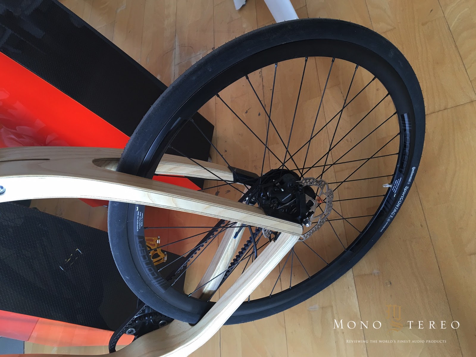 Kaiser wood bicycle – Ultimate High-Fidelity