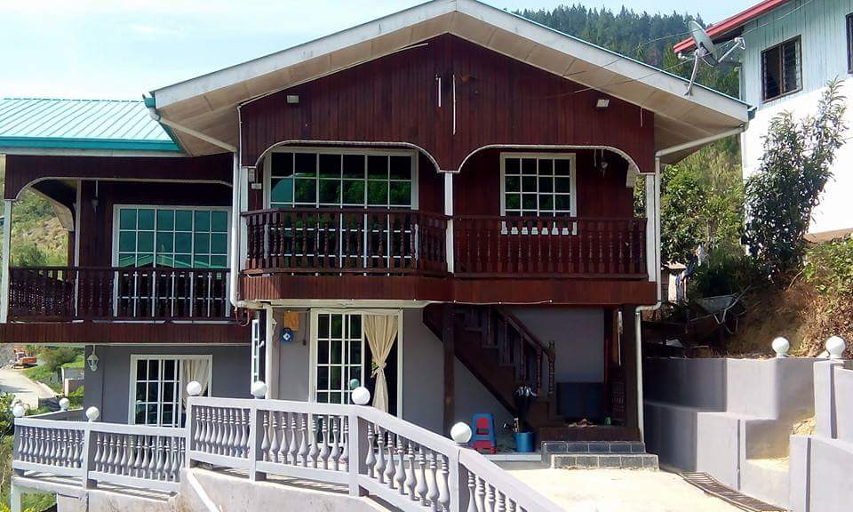 Almeera Homestay Kundasang Sabah