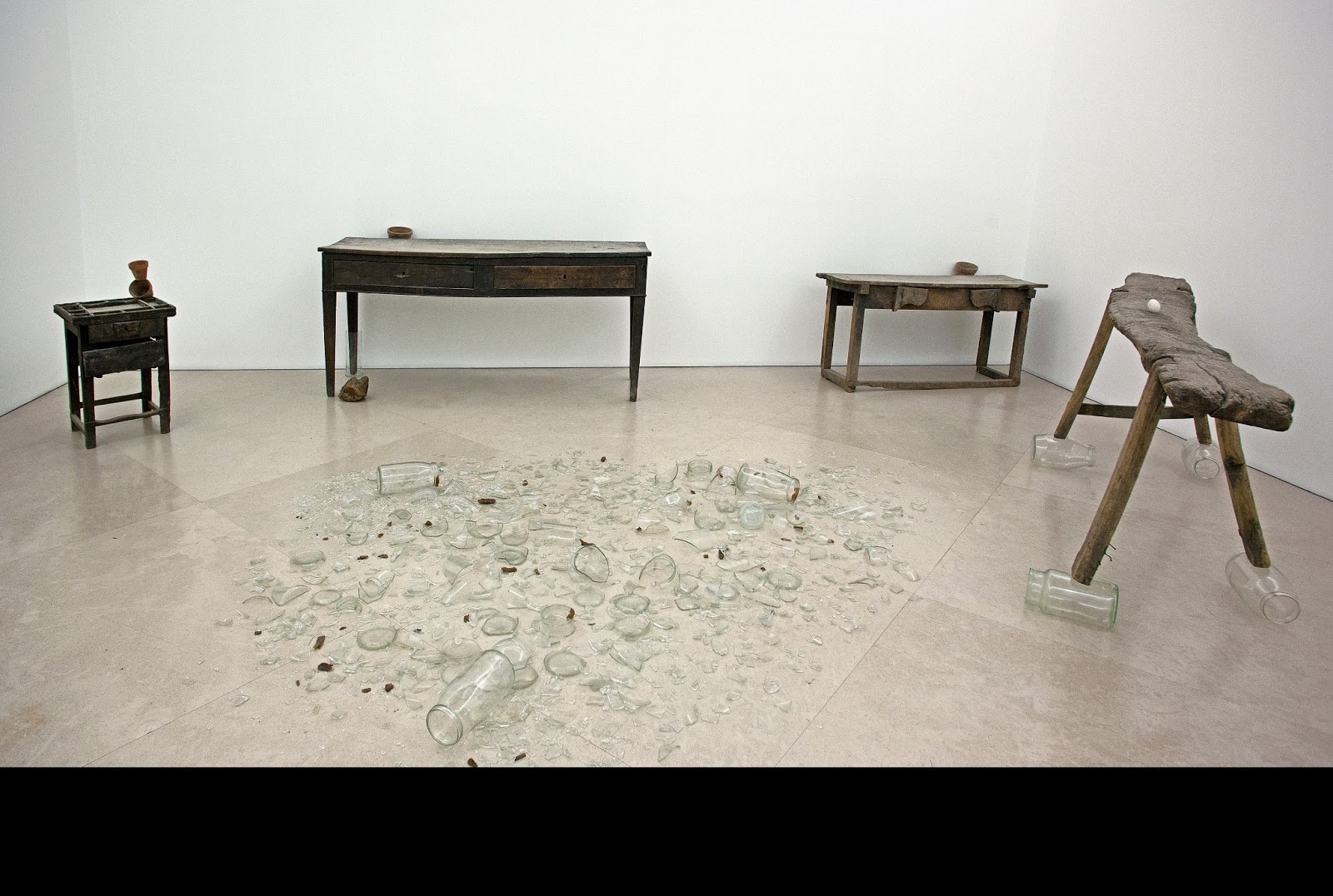 Fogli d'arte - ISSN 1974-4455: «Fragile?», quando il vetro è poesia e ...