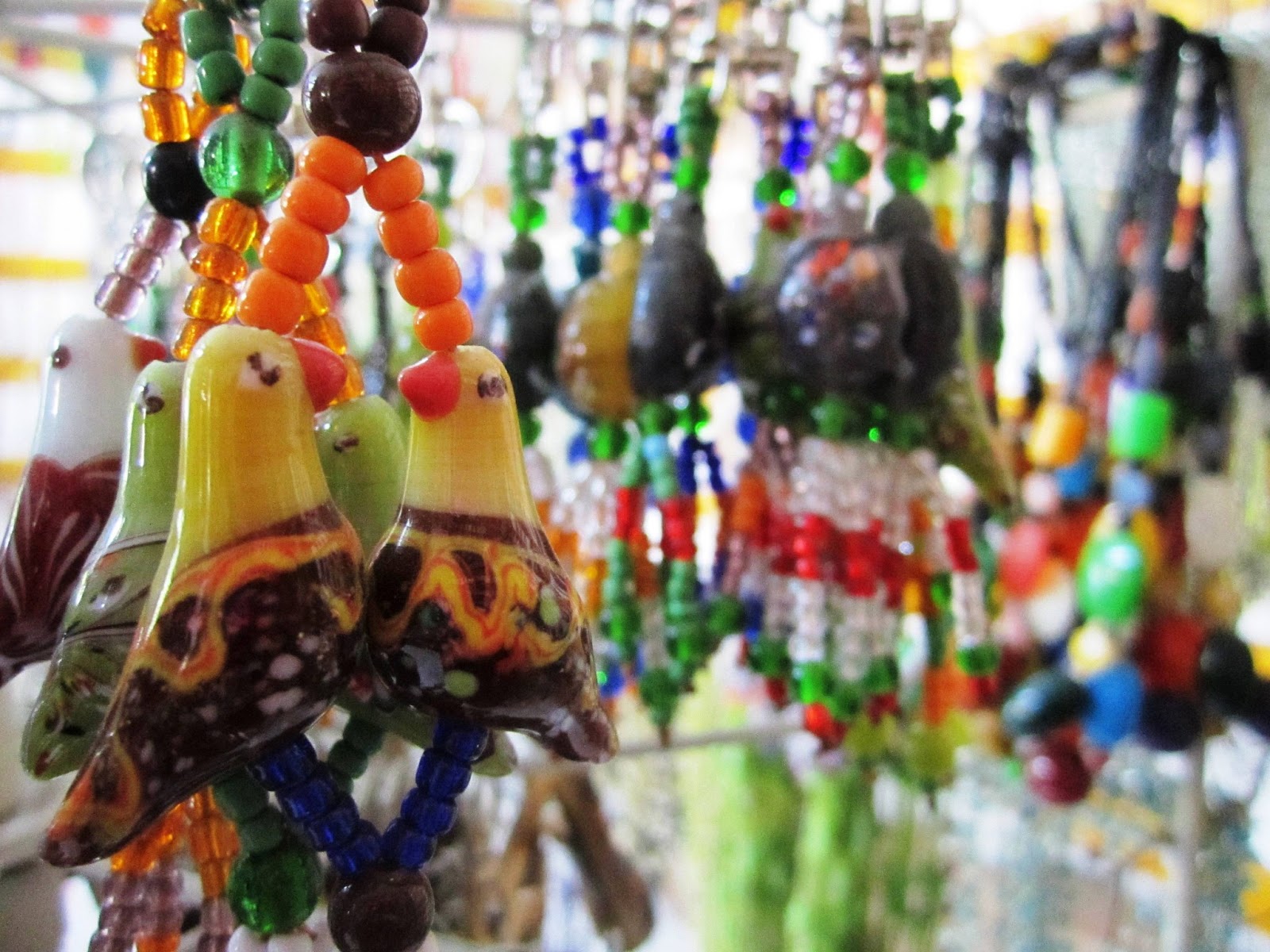 jombang city guide: Kerajinan Manik-Manik Kaca Jombang