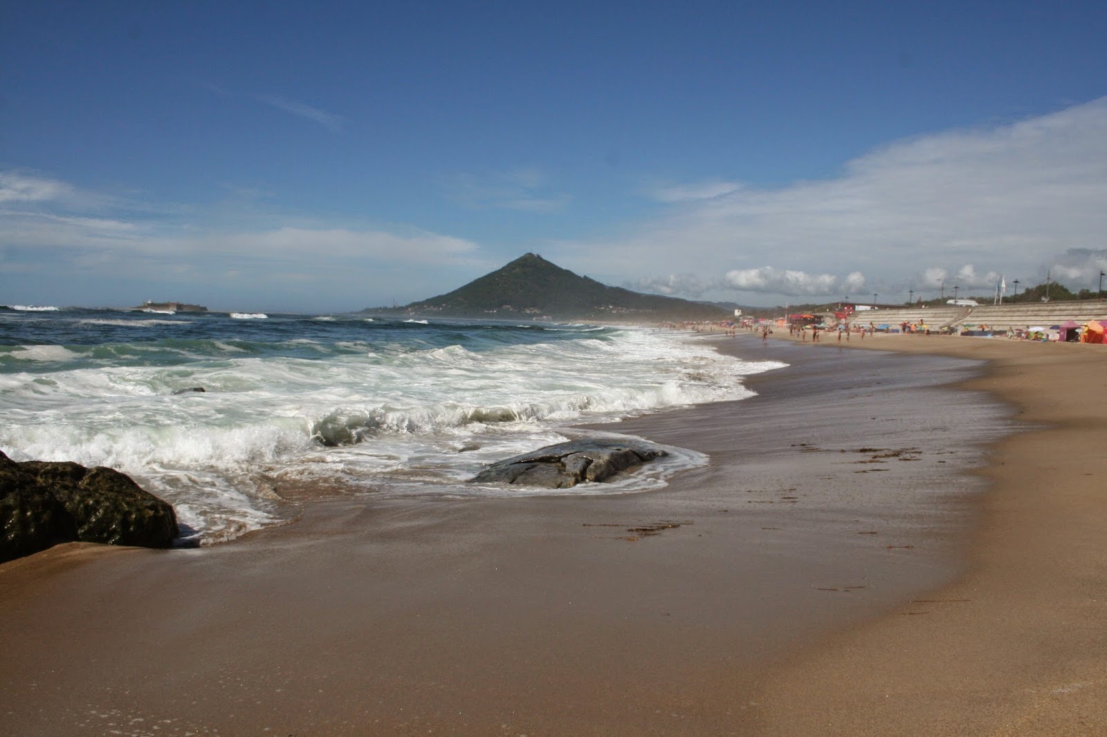 Anabela Magalhães: Praia de Moledo - A Fascinante Imprevisível