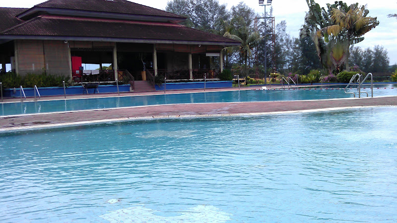 The Journey Of My Life @--: Swimming Pool @ Bukit Banang Golf & Country ...