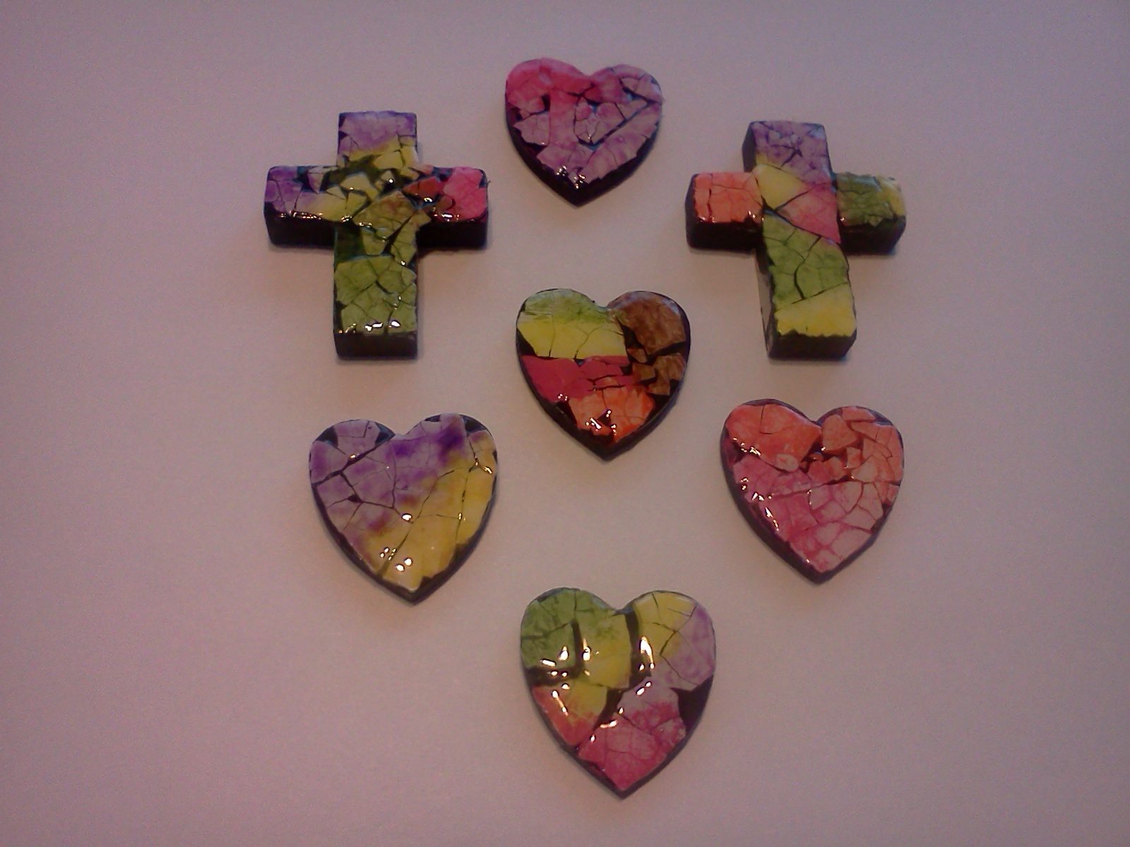 Candy, Cake, and Crafts: Eggshell Pendant - Faux Stained Glass