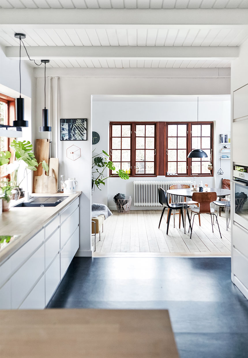 Cozy Scandinavian villa full of retro design | design attractor ...