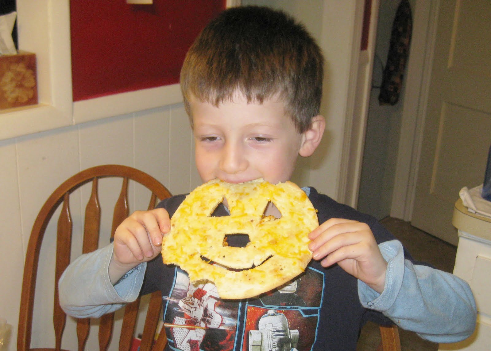 wee little miracles: Jack-O-Lantern Tortillas!