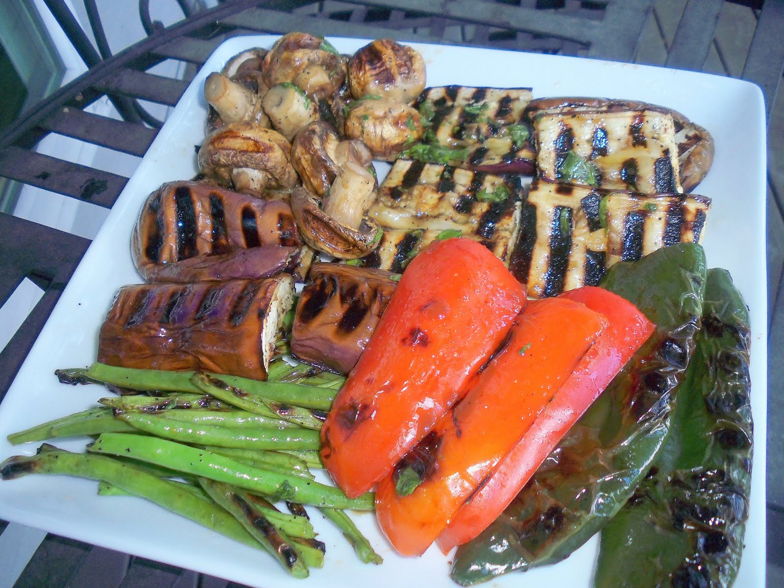 Little Bellevue Kitchen: Grilled Vegetable Platter