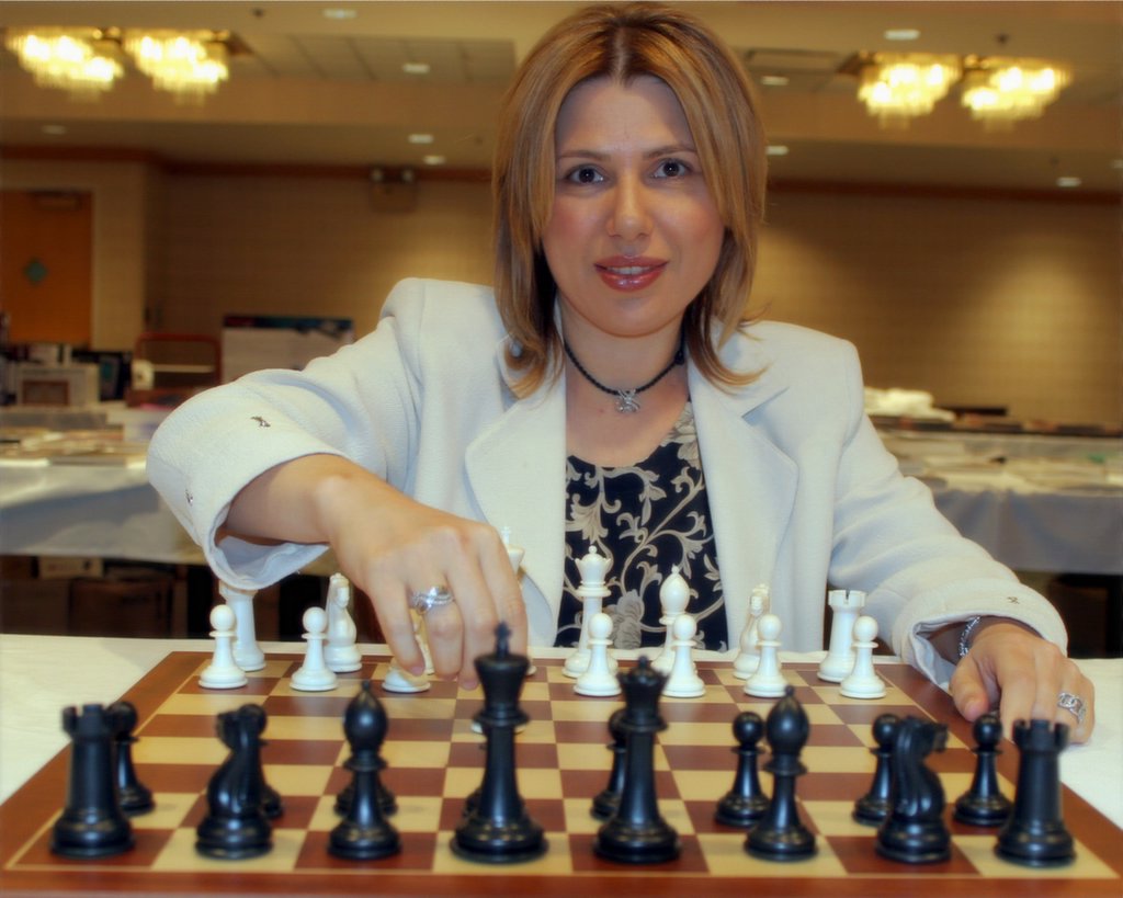 Documental "Mi Gran Cerebro: Susan Polgar" ~ Ajedrez Efectivo