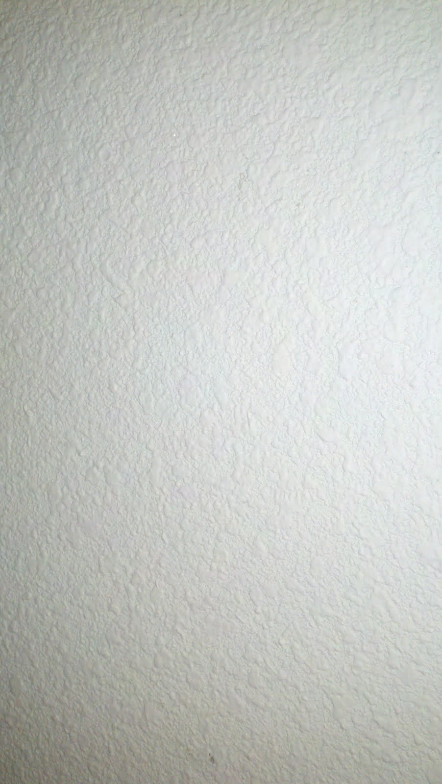 frou frou maison: dining room/kitchen wall texture