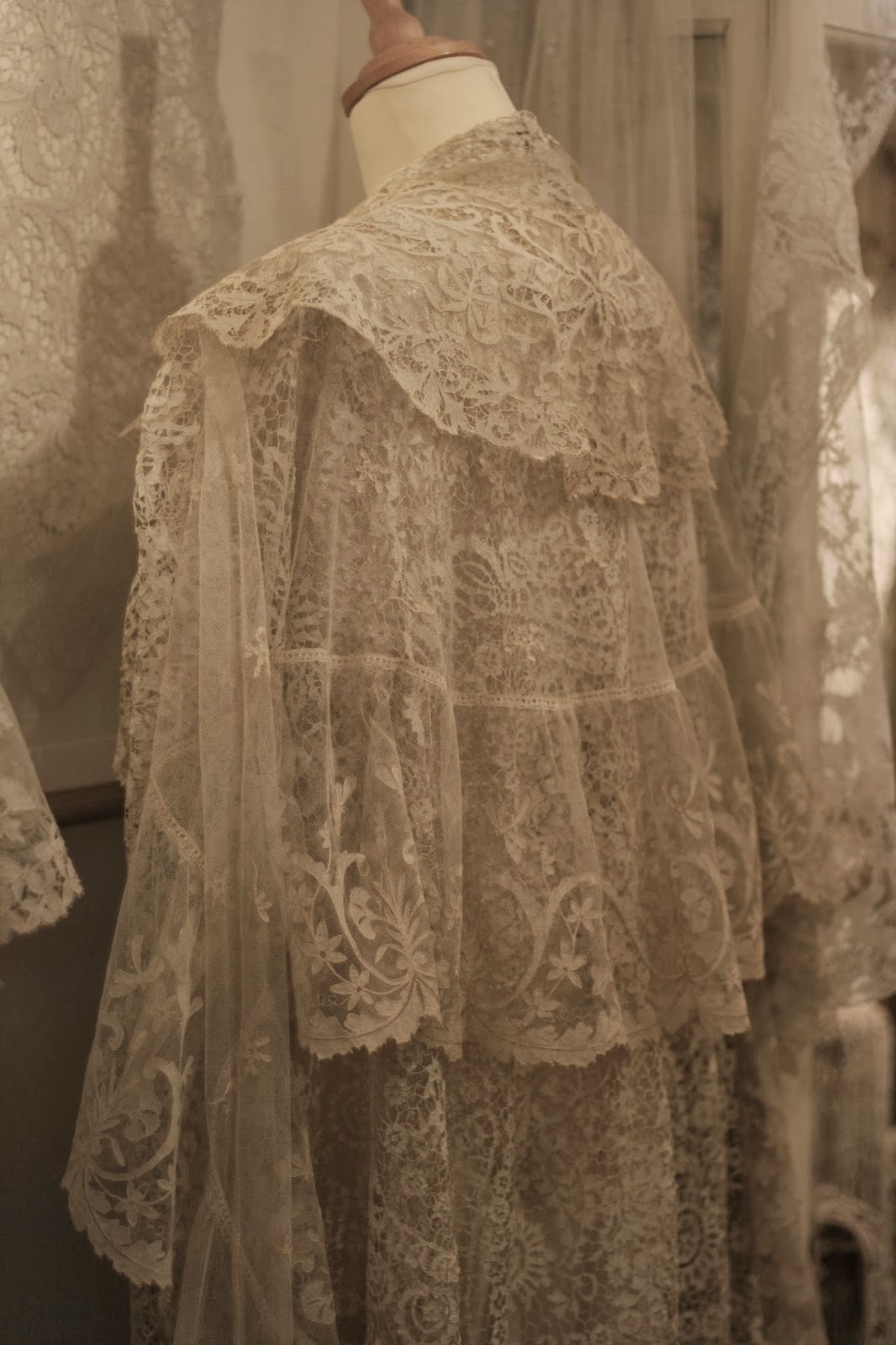 Rosemary Cathcart Antique Lace and Vintage Fashion: Sheelin Lace Collection