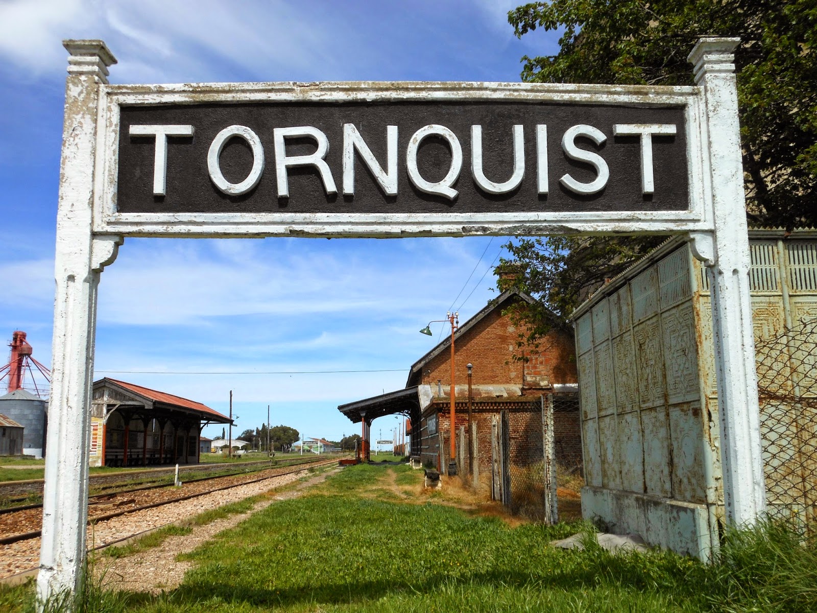 CAMINANDO LA PAMPA: La ciudad de Tornquist, Buenos Aires, Argentina