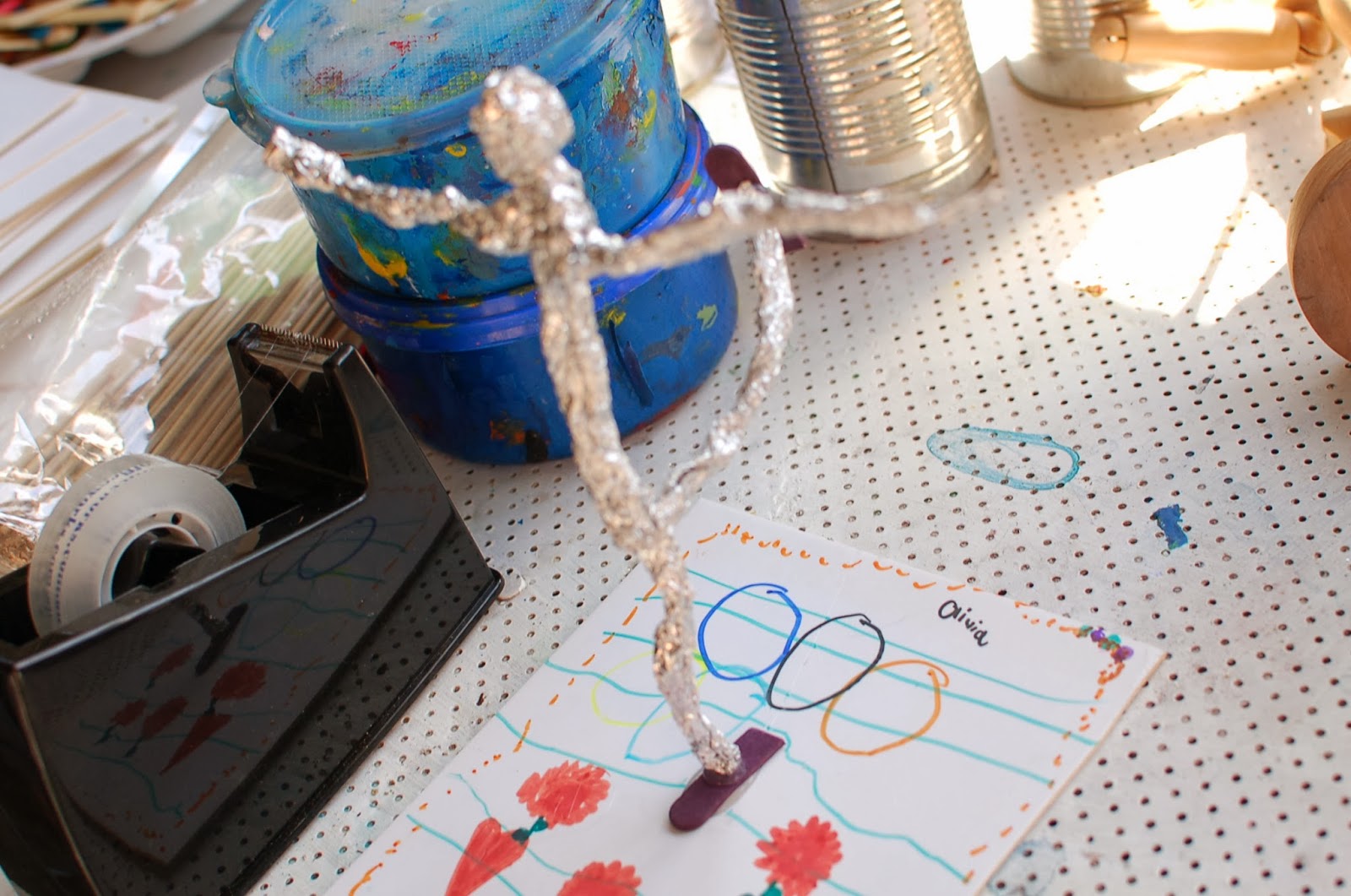 Sunnyside Art House: Winter Olympics Lesson - Part One (Tin Foil Trophies)