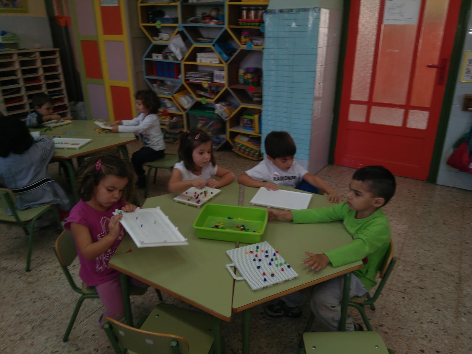 MAESTRAS DE INFANTIL: LOS RINCONES DE JUEGO