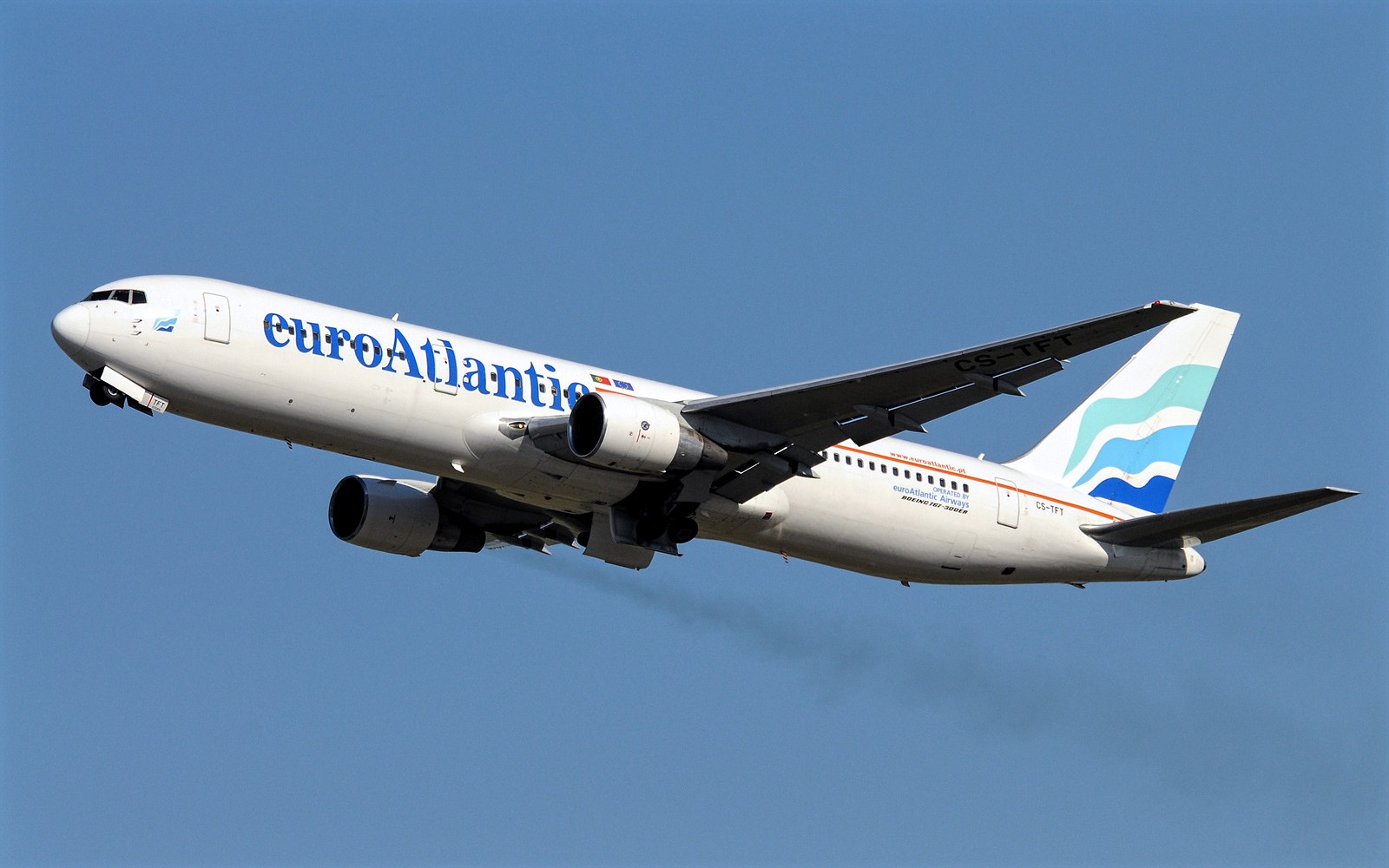 Boeing 767-300ER Euro Atlantic Airways Climbing | Aircraft Wallpapers ...