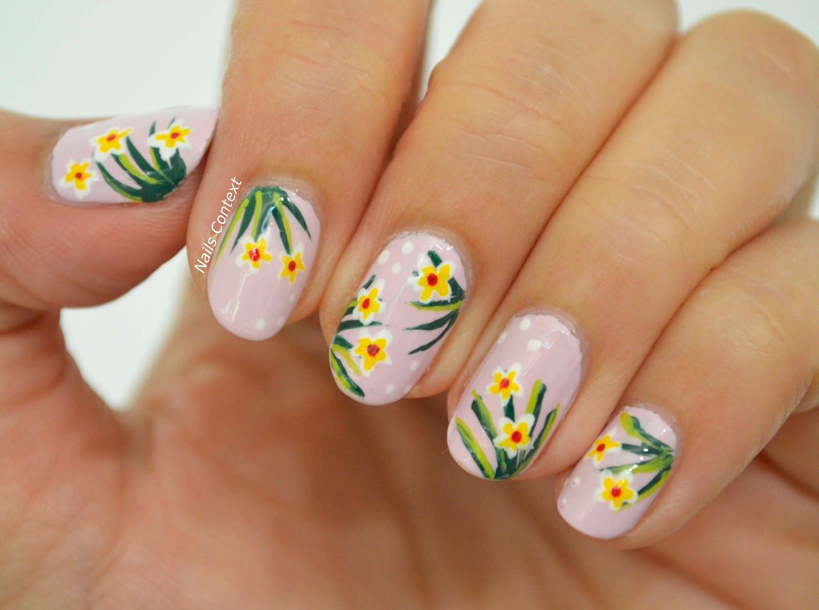 Nails Context: Flower Fields