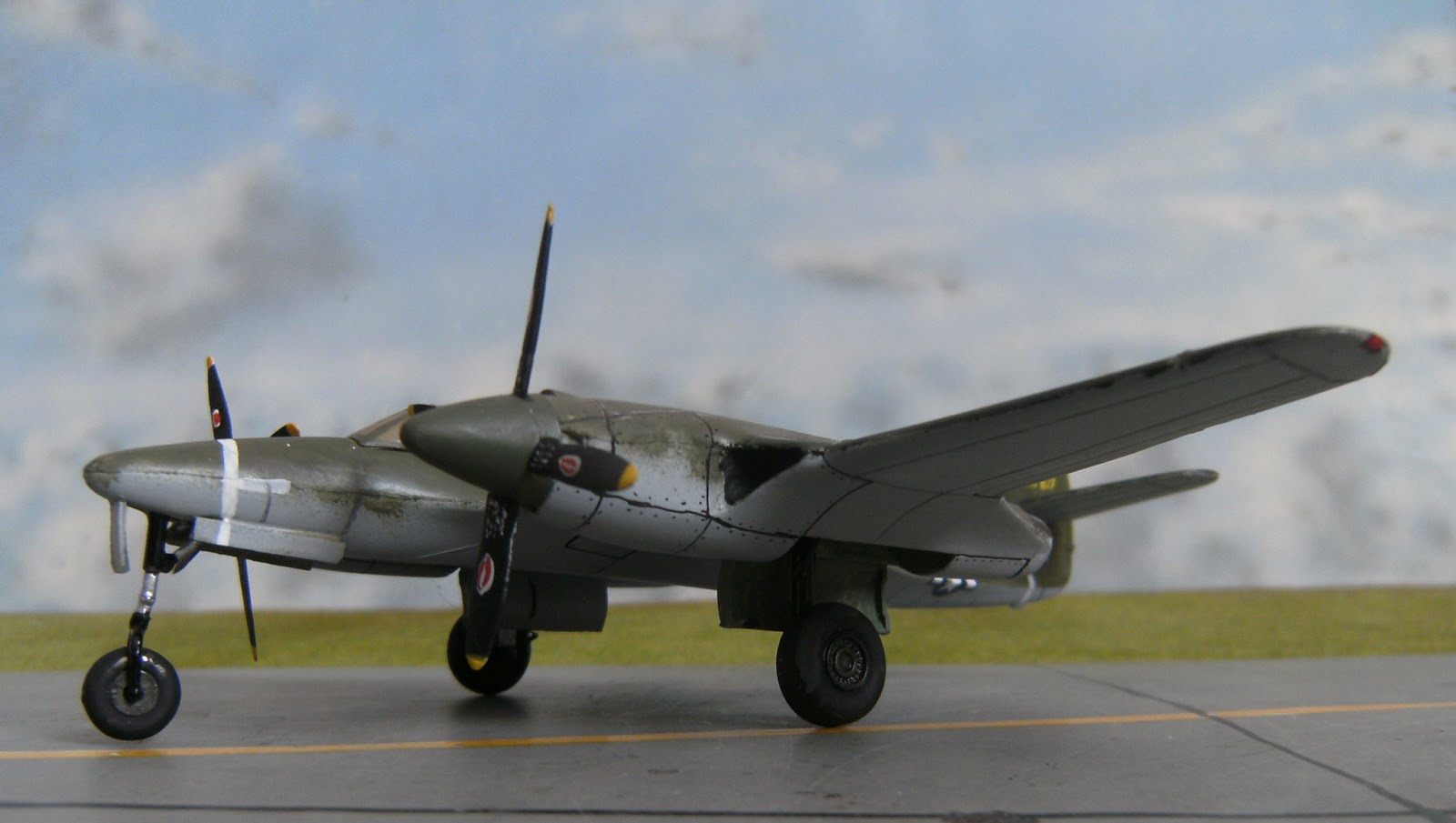 Happyscale-Modellbau: McDonnell XP-67 Bat - Anigrand resin-kit 1/72