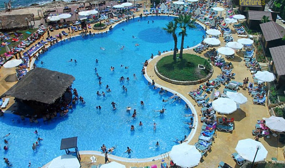 Palapas Beach Resort, Tabarja