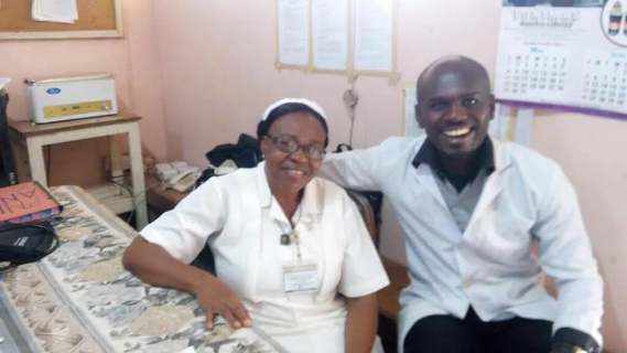Nigerian Doctor shares a photo of his colleague - a Nurse who conducted ...