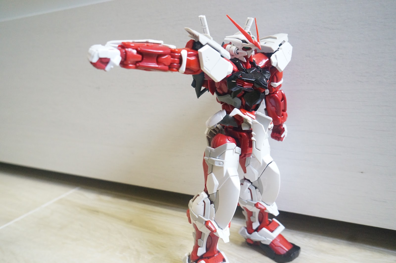 Manpig's Collection: Hi-Resolution Model Gundam Astray Red Frame Review