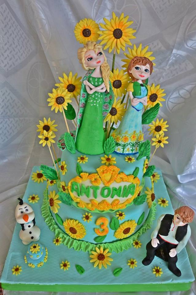 TORTURI SPECIALE (SPECIAL CAKES): TORT FROZEN CU ELSA SI ANNA