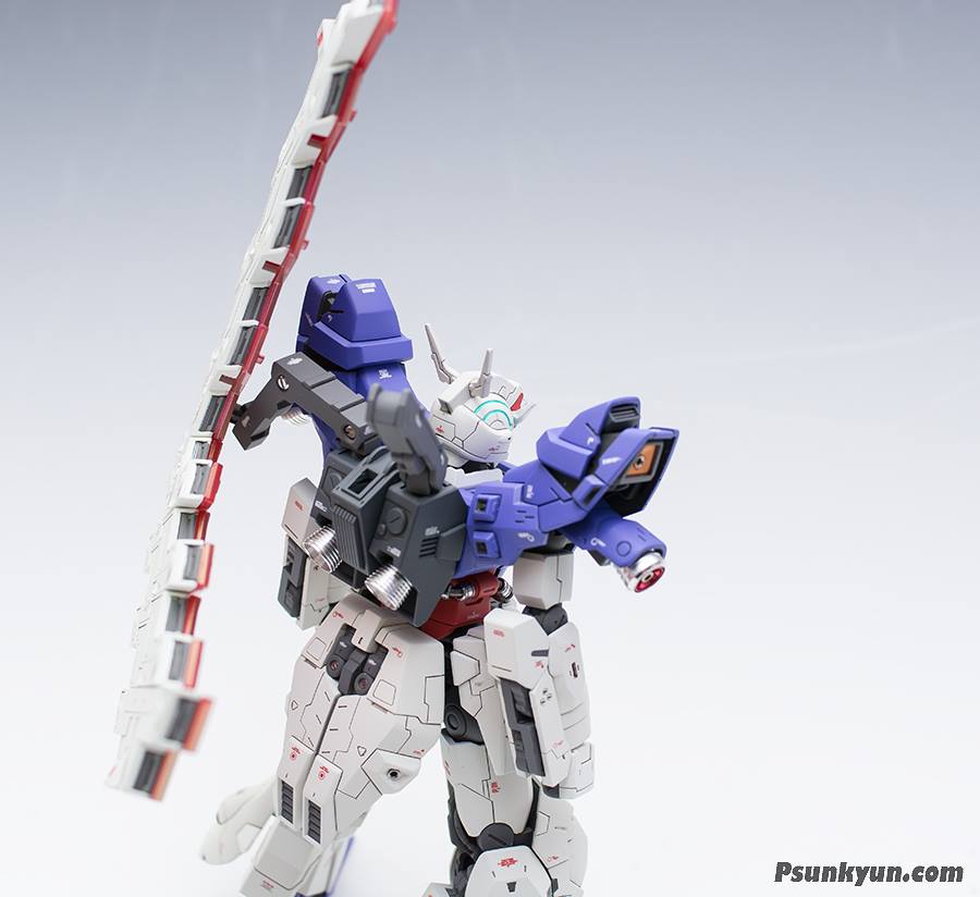 Custom Build: HGUC 1/144 Moon Gundam [Detailed]