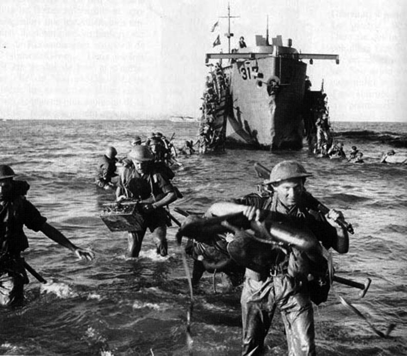 Archives maritimes: Le 10 juillet 1943, les Anglo-Saxons débarquent en ...