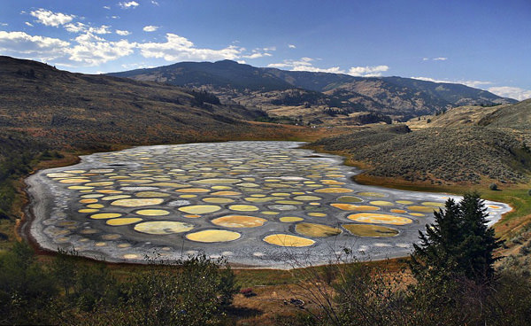 Spotted Lake, Canada