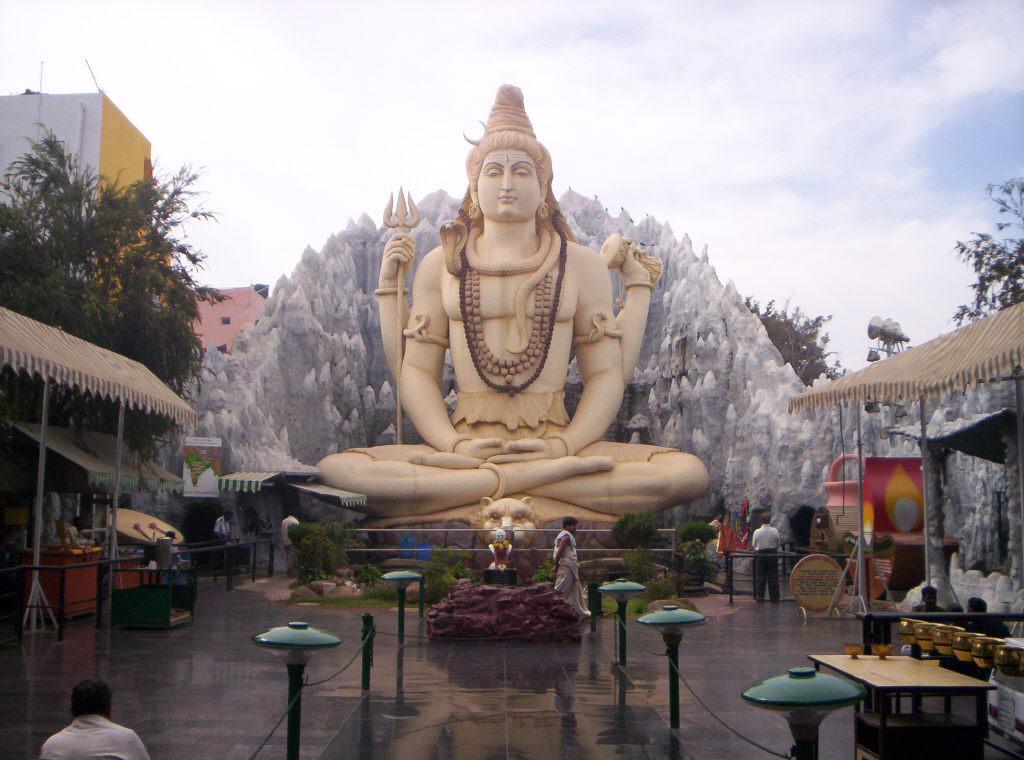 Top 21 Famous Lord Shiva Temples - Richest Temple in india,Temple in ...