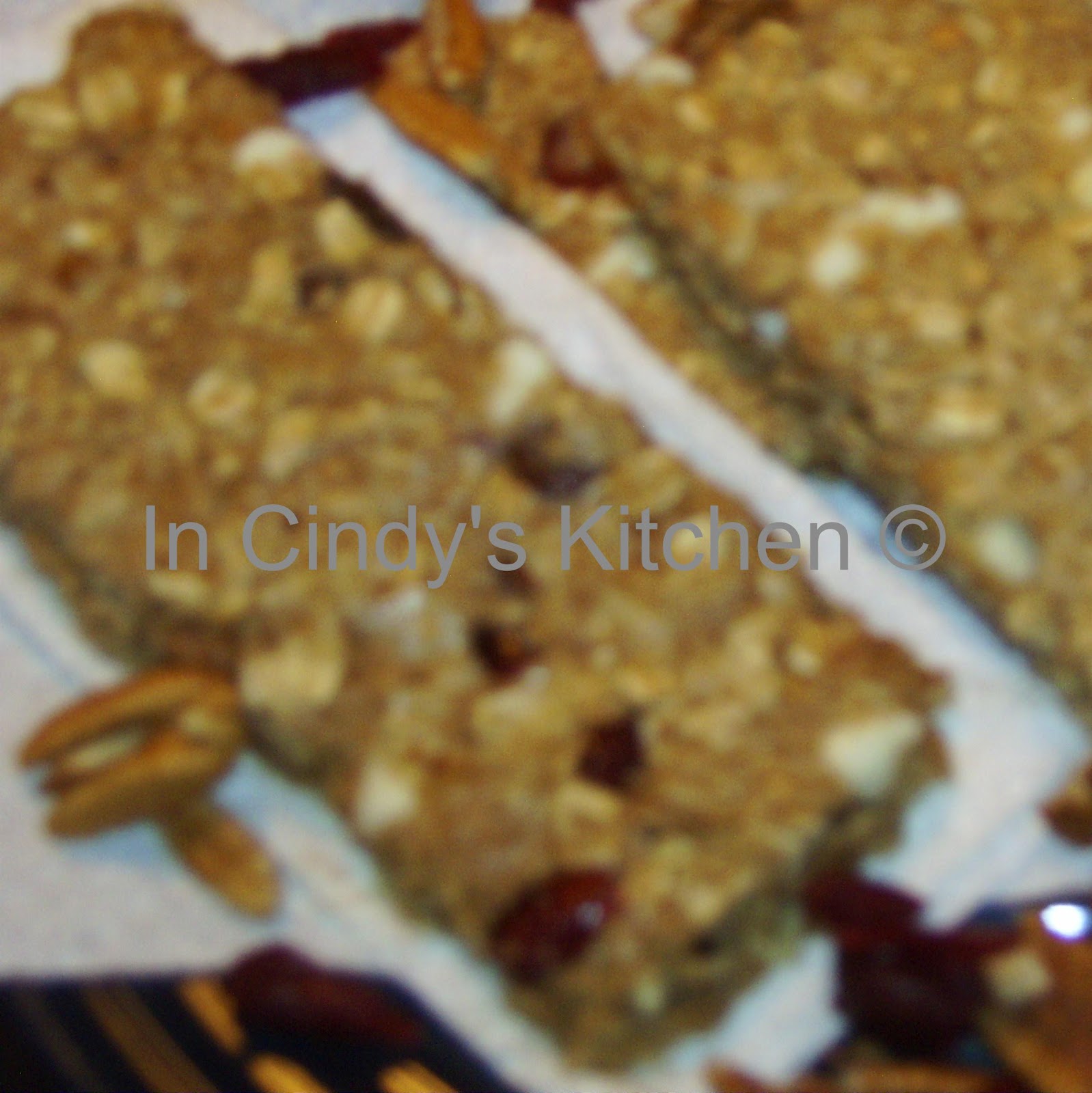 In Cindy's Kitchen: Chewy Quaker Oatmeal Bars Copy-cat