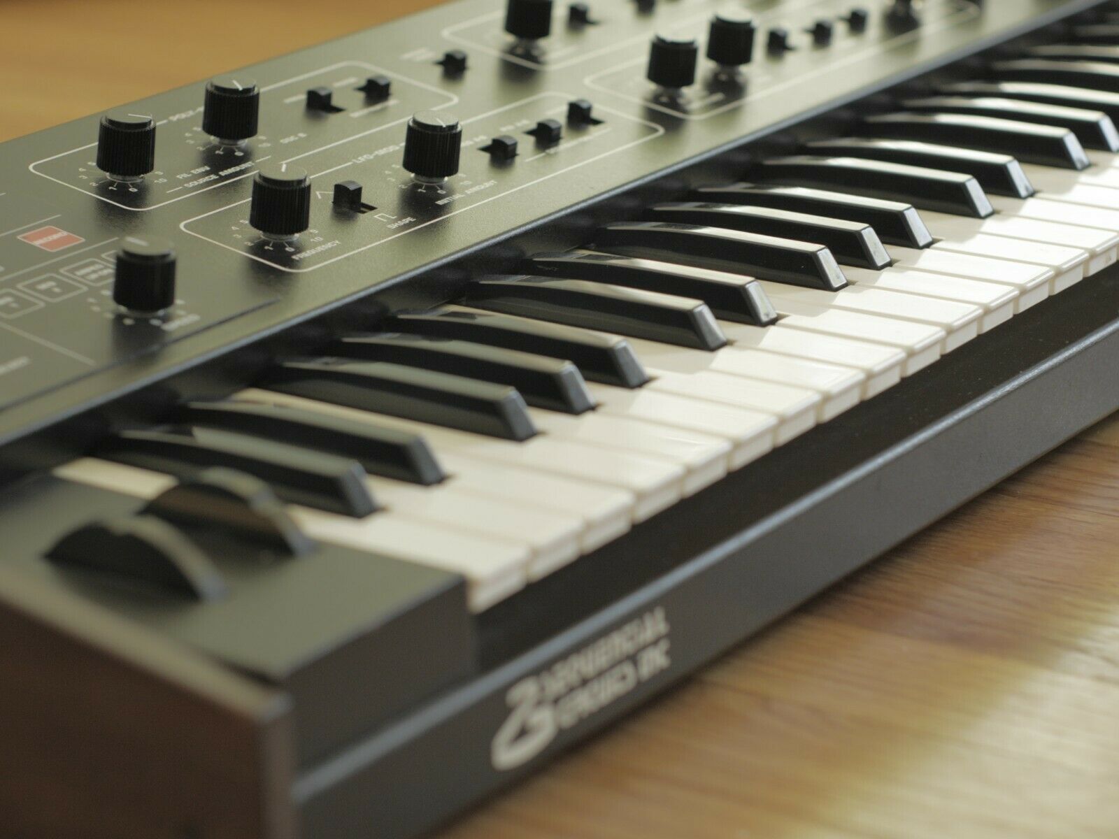 MATRIXSYNTH: Sequential Circuits Prophet 600 Keyboard Synthesizer