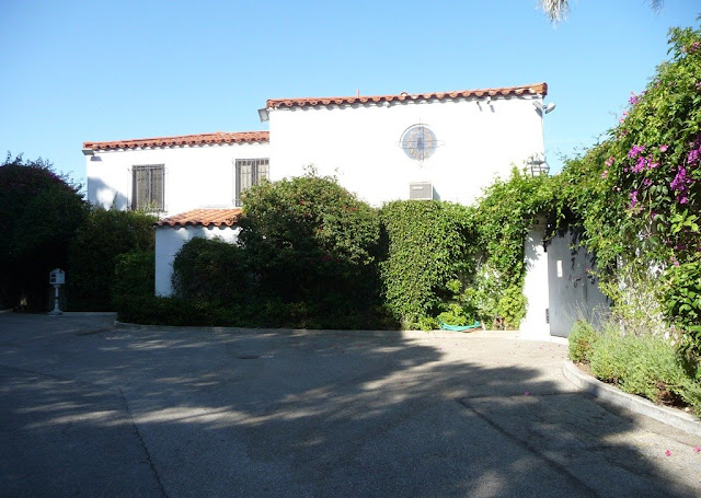 Luxury houses, villas and hotels: Falcon Lair