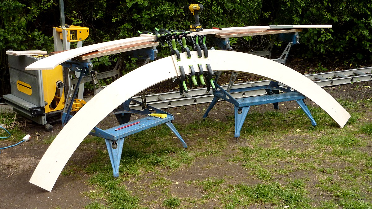 Fullerscopes Telescope Mountings: Dome build: Shutters: Ribs.