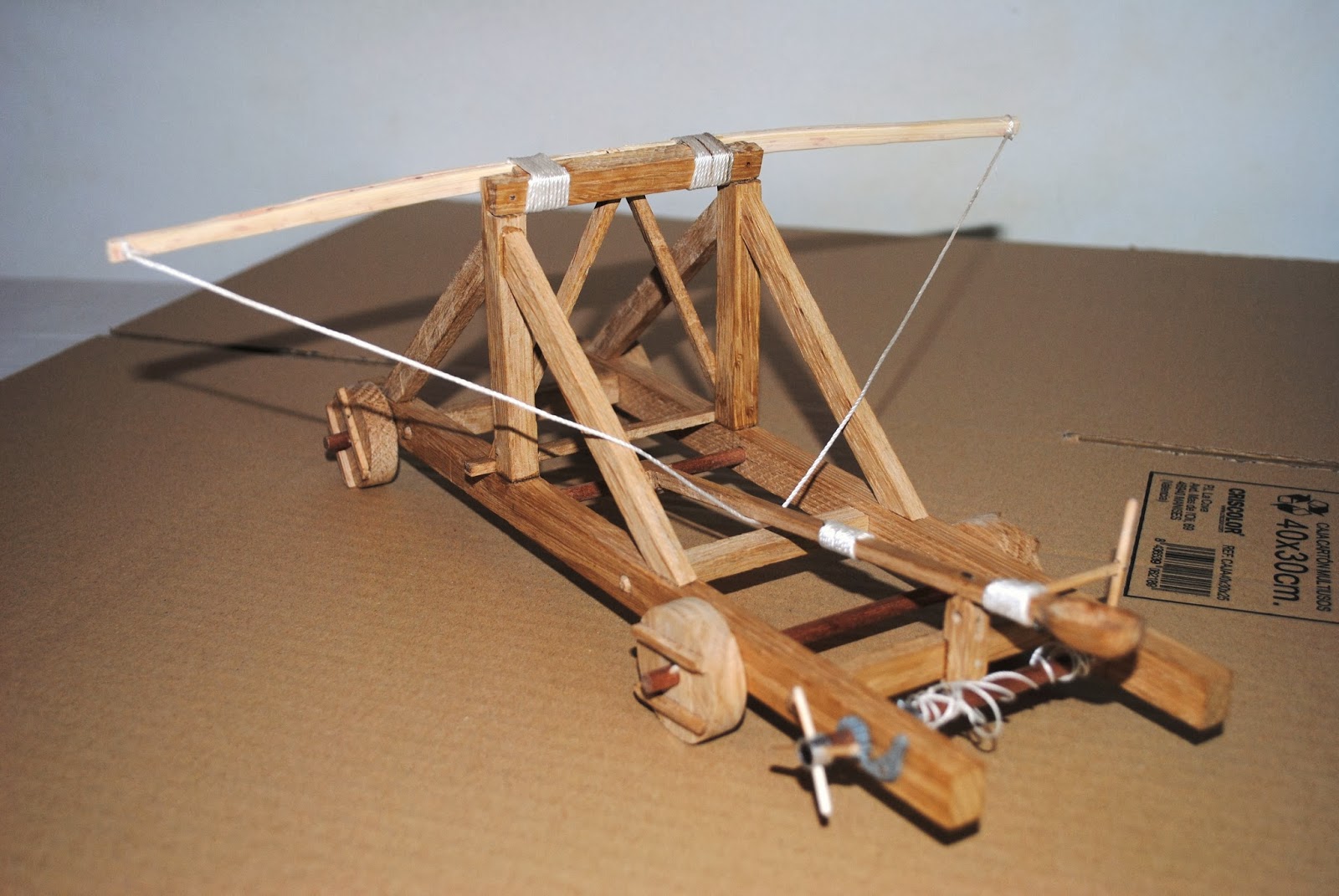 Freakland Scenics: Máquinas de Guerra: Nueva catapulta de Woodsman