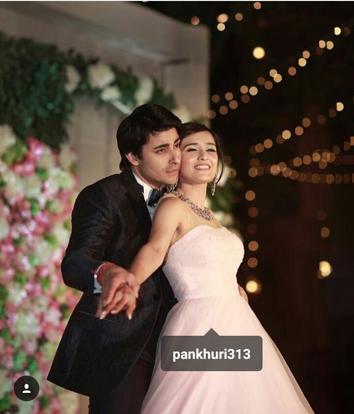 Gautam Rode ties the knot with Pankhuri Awasthy - Chahfeed