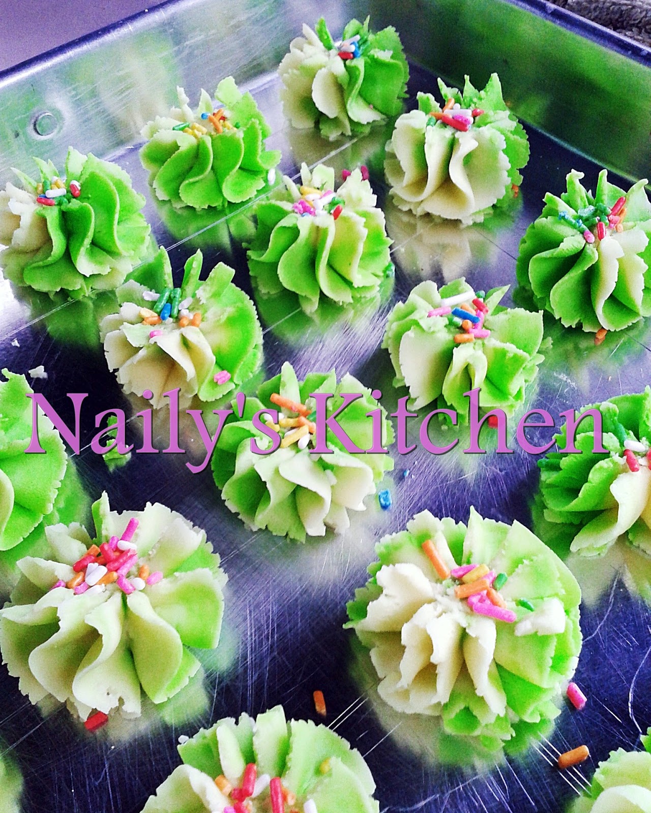 NAILY'S KITCHEN: RESEPI : DAHLIA SUSU a.k.a SEMPERIT SUSU