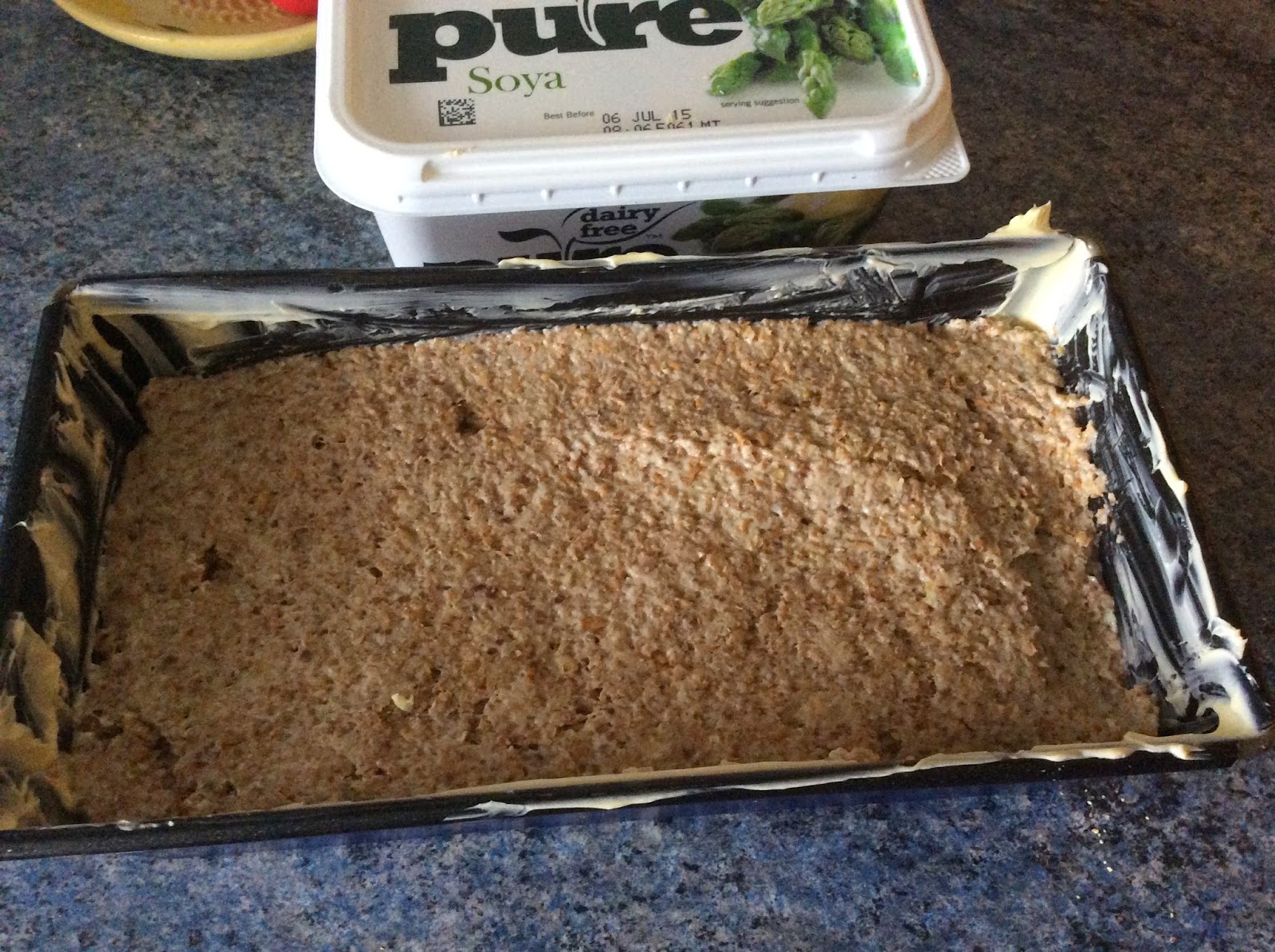 LouMossLoveVegan: Omega Bread - Vegan, healthy, wholemeal and very tasty!