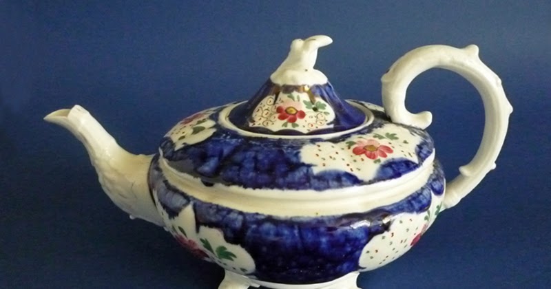 Premier Antiques: Gaudy Welsh Teapot