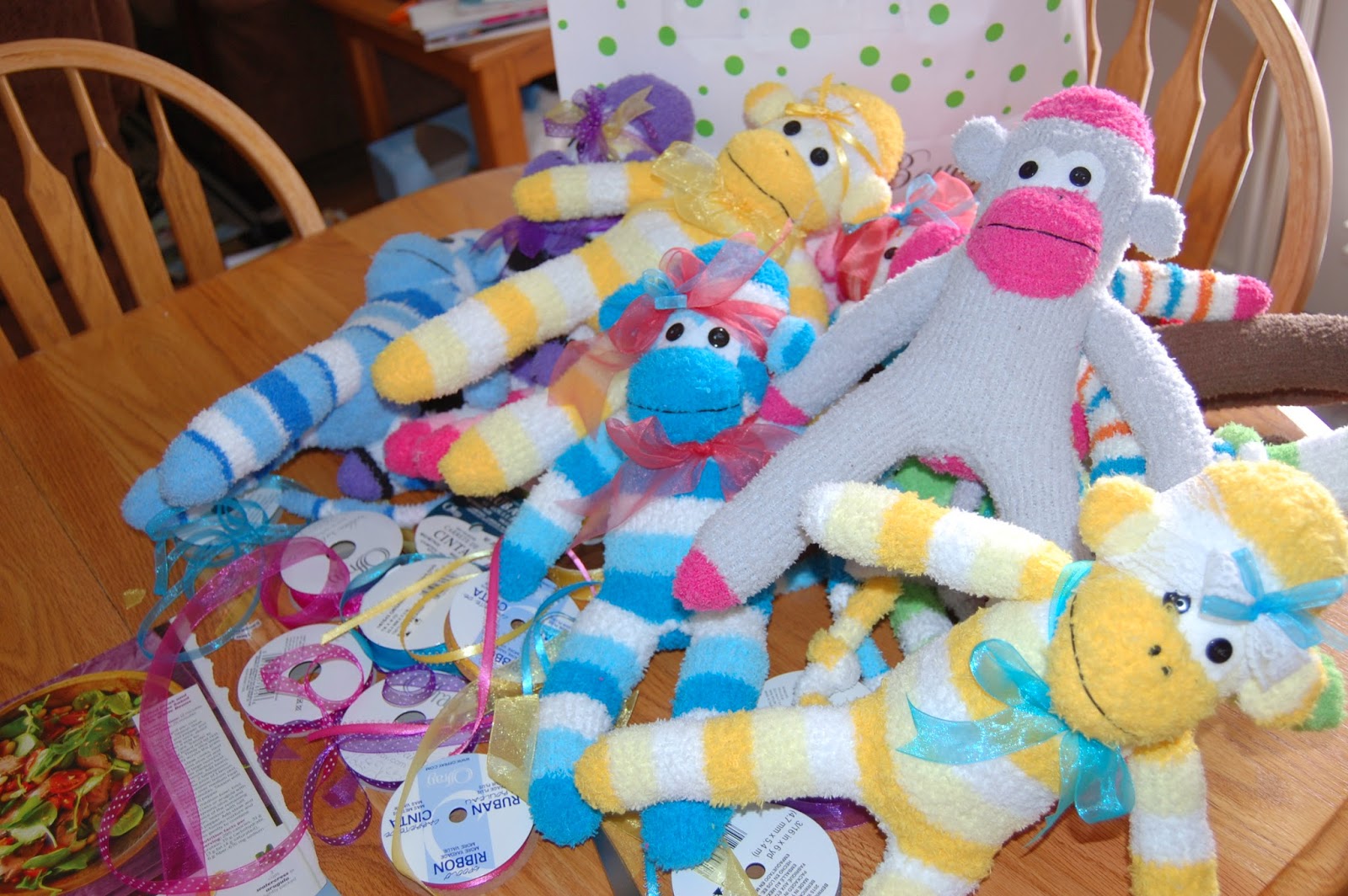 FotozbyLisa: Down the rabbit hole with "monkeys"