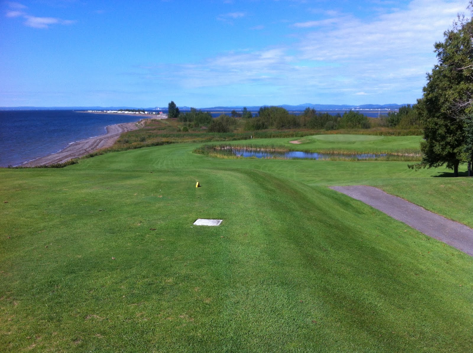 La famille Lavergne: Golf sur mer @ Carleton