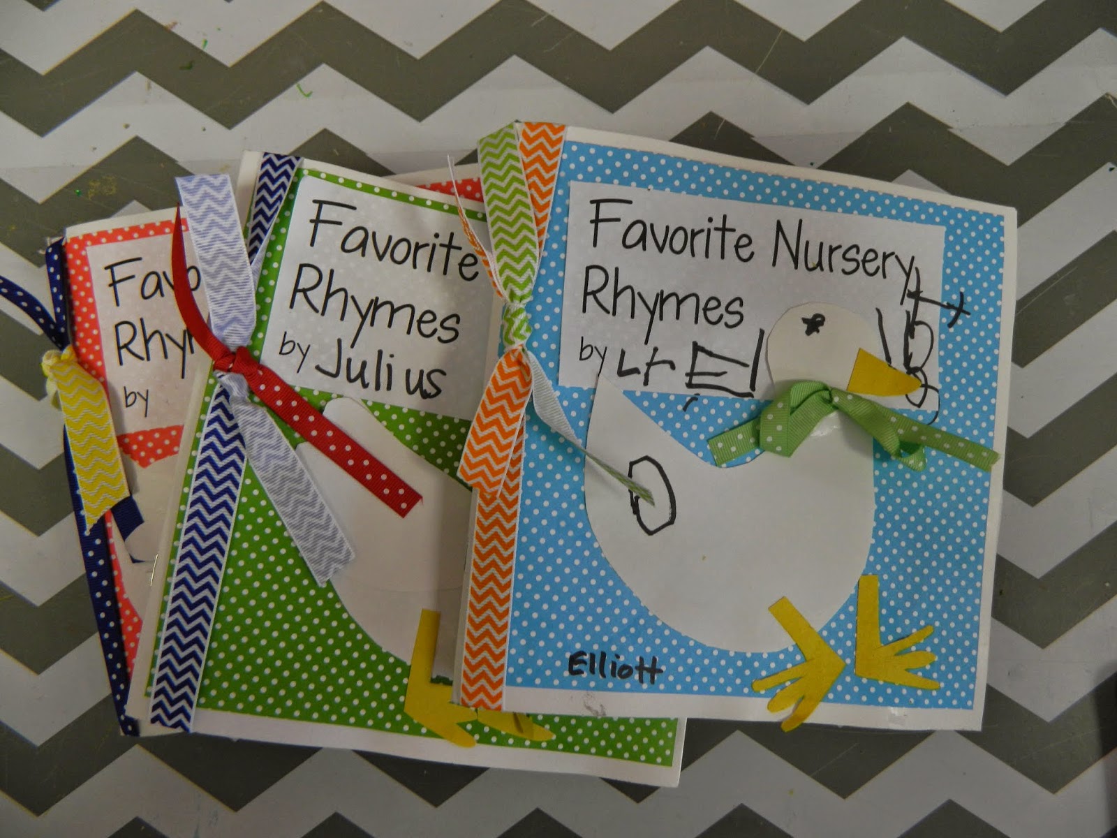 the vintage umbrella: Preschool Nursery Rhyme book