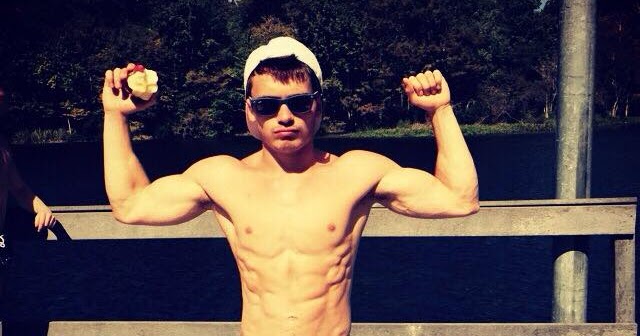 FlexingLads: Bronze boy Daniel Goodfellow