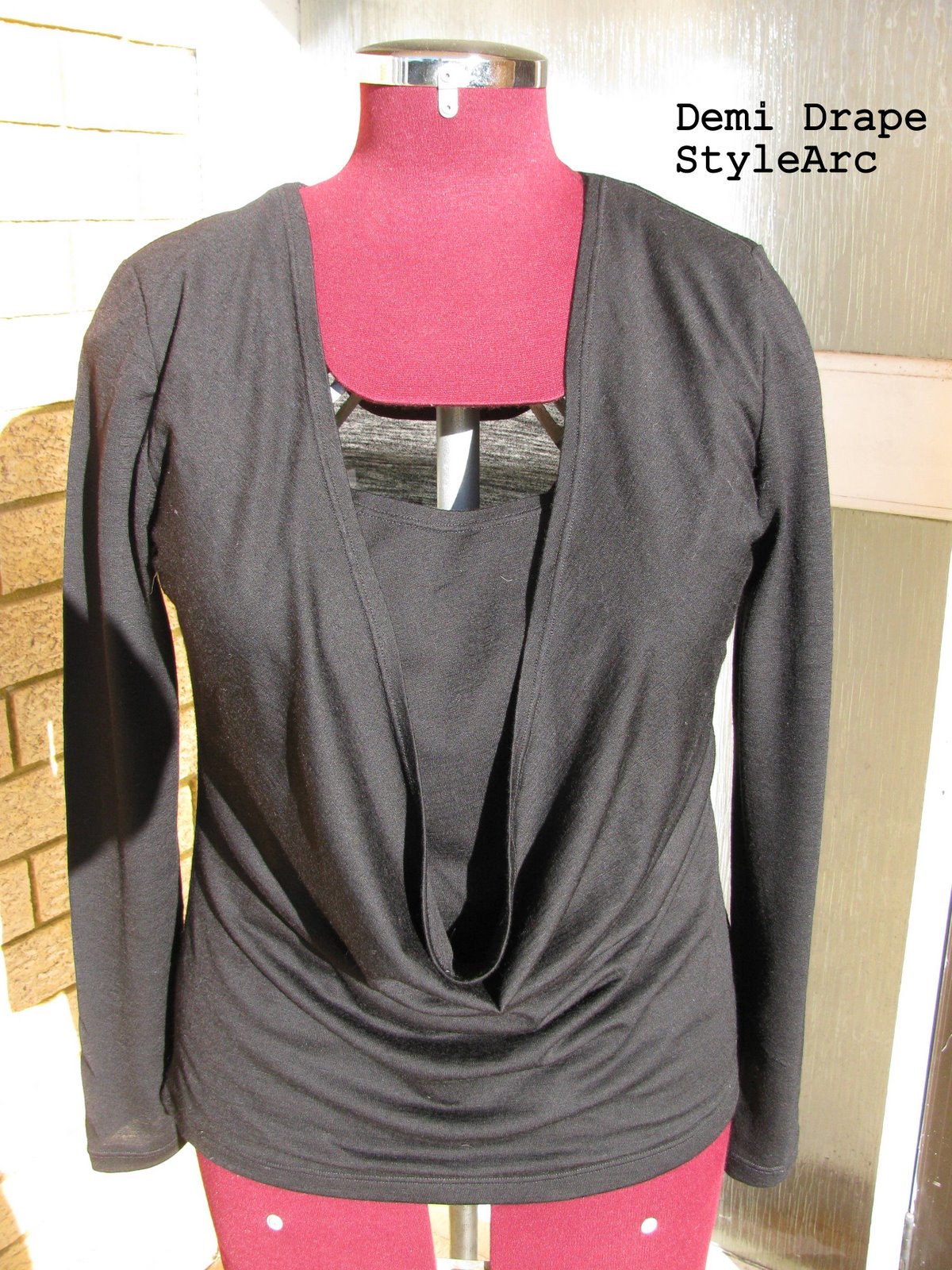 StyleArc Demi Drape Top pattern review by newsewer2011