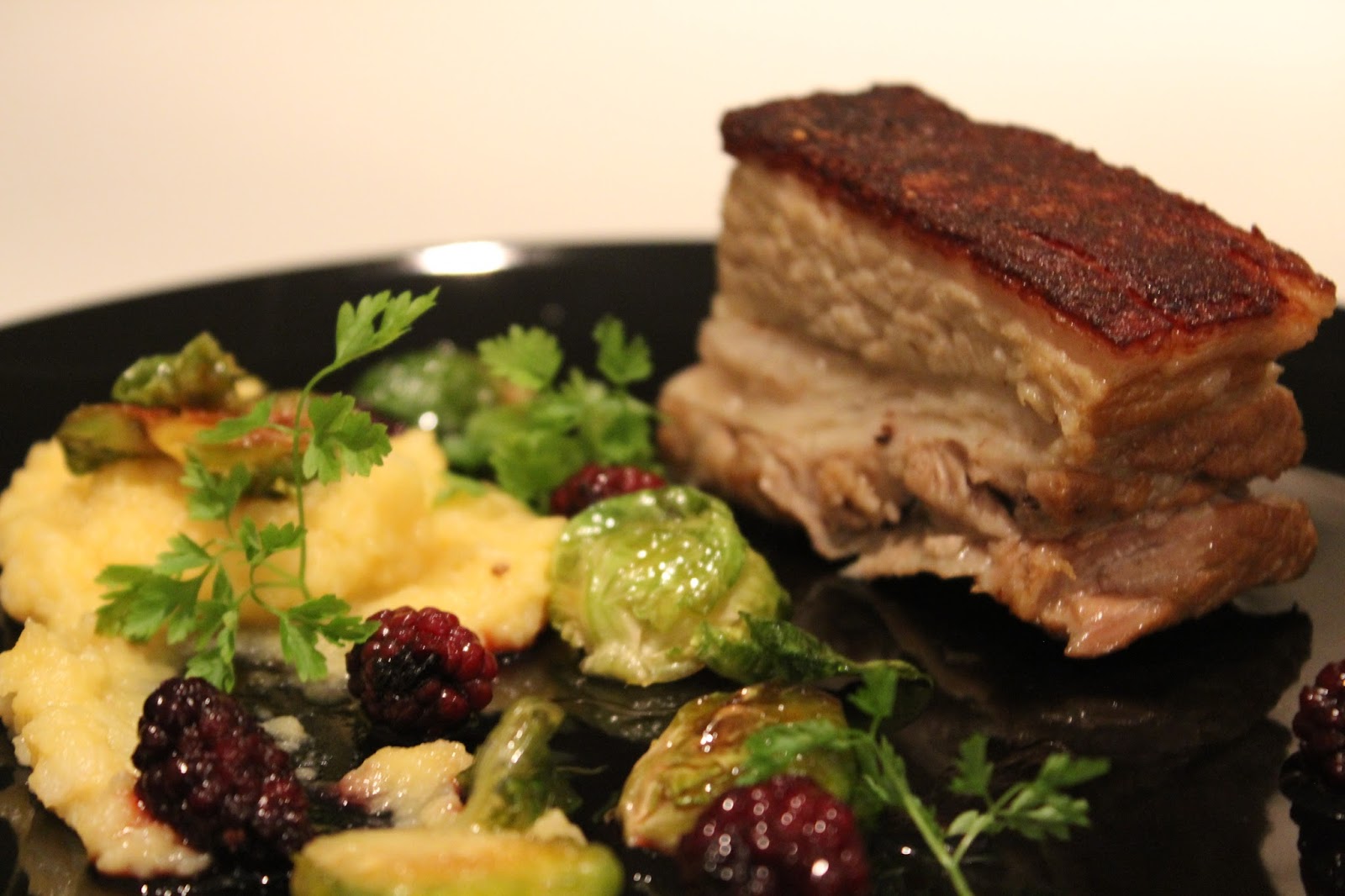 Gourmet Diner: Braiseret svin & rosenkål - Madsvinene 2:3 - November 2015