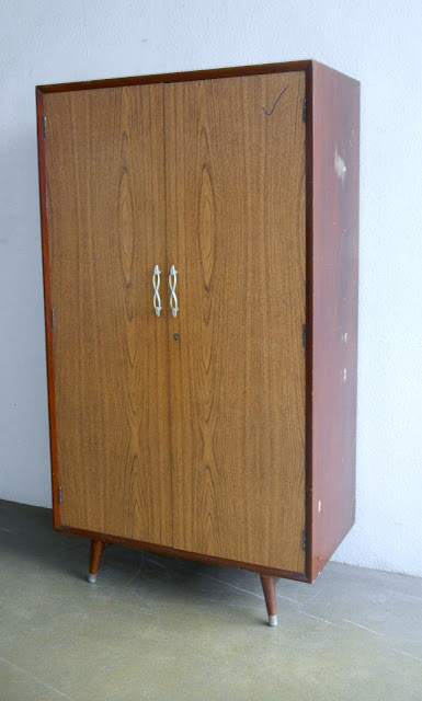 VPOD 1: VINTAGE PICK OF THE DAY @ SECOND CHARM | Bobs Furniture