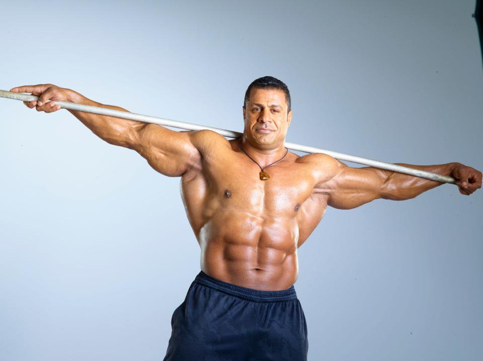 LA PERFECTION FAITE HOMME: AHMED HAMOUDA 05