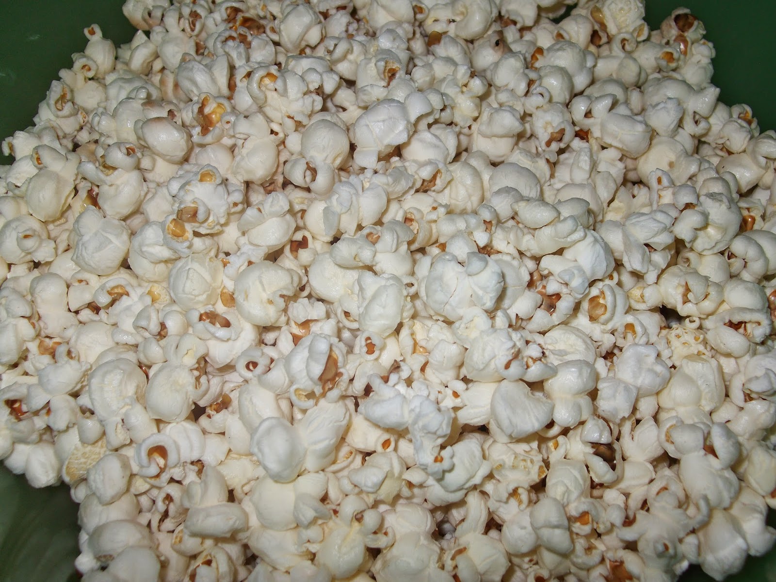 Warna Warni: Cara Mudah Cepat dan Sedap Buat Popcorn