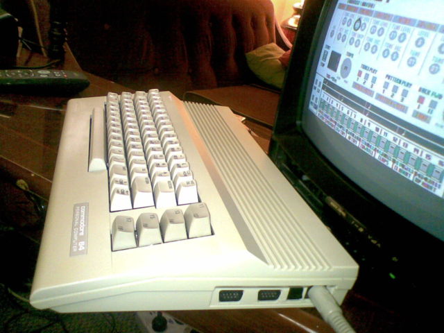 MATRIXSYNTH: Commodore 64 with MSSIAH